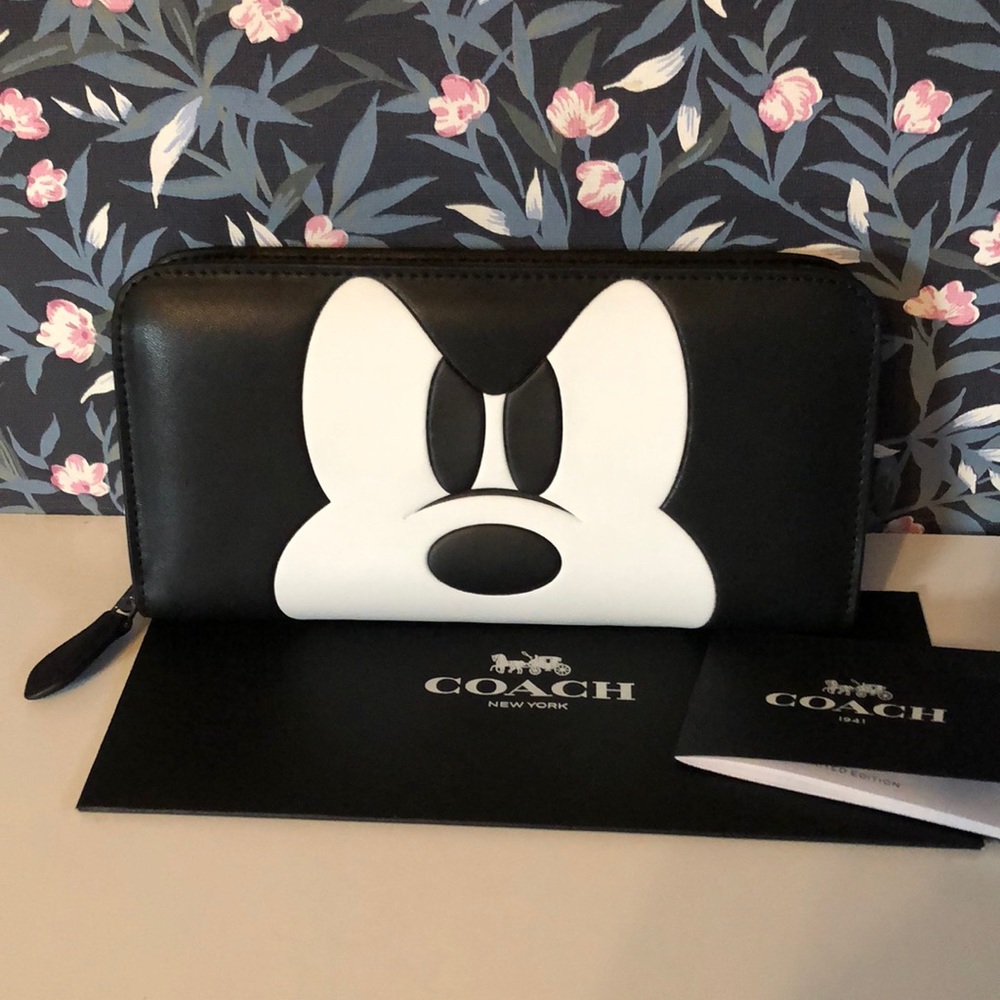 Coach X Disney Mickey Mouse Accordion Zip Wallet - Gem